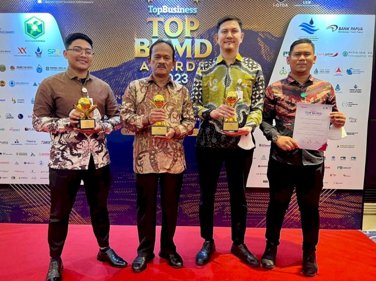 Pj Gubernur Aceh Raih Penghargaan Top Pembina BUMD 2023