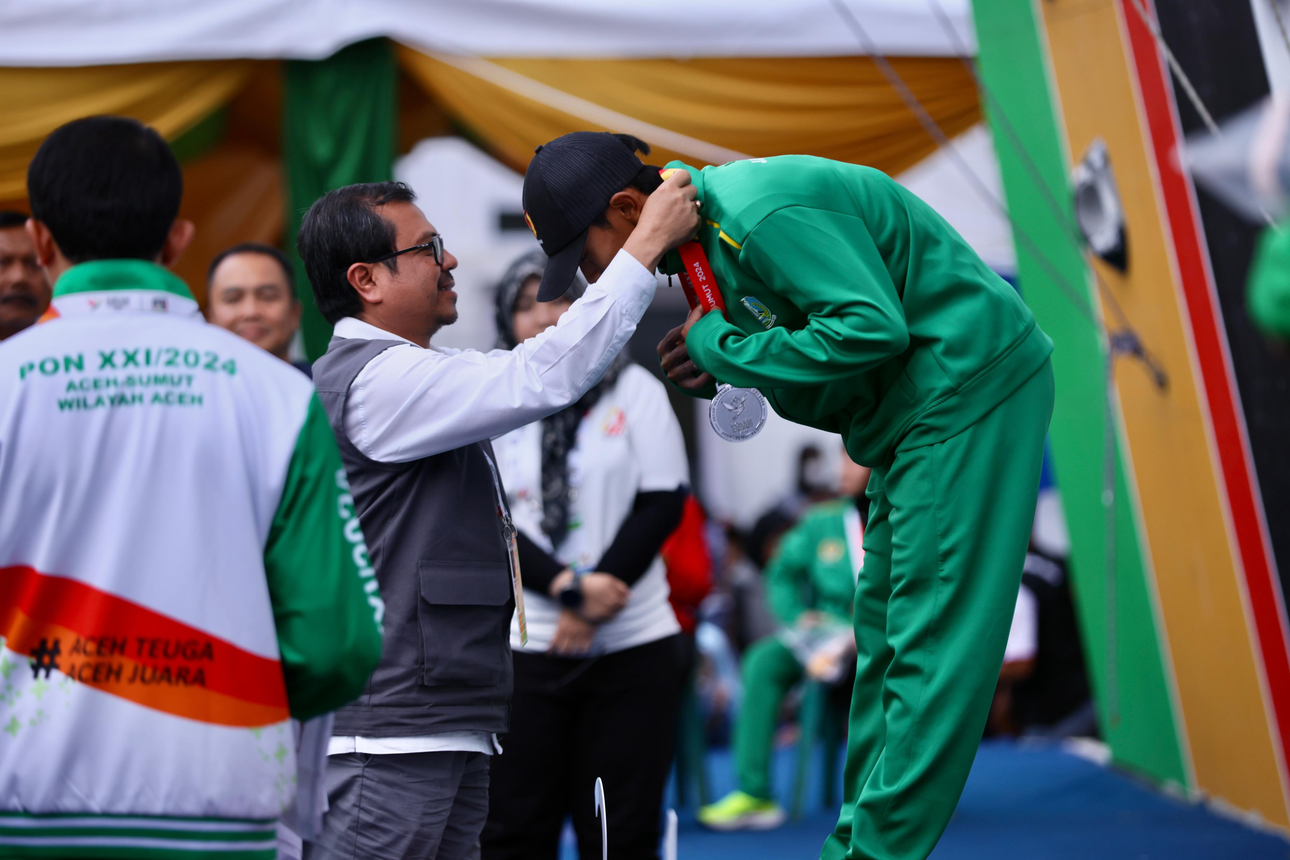 Azwardi: Prestasi Atlet Panjat Tebing PON XXI Harumkan Nama Daerah