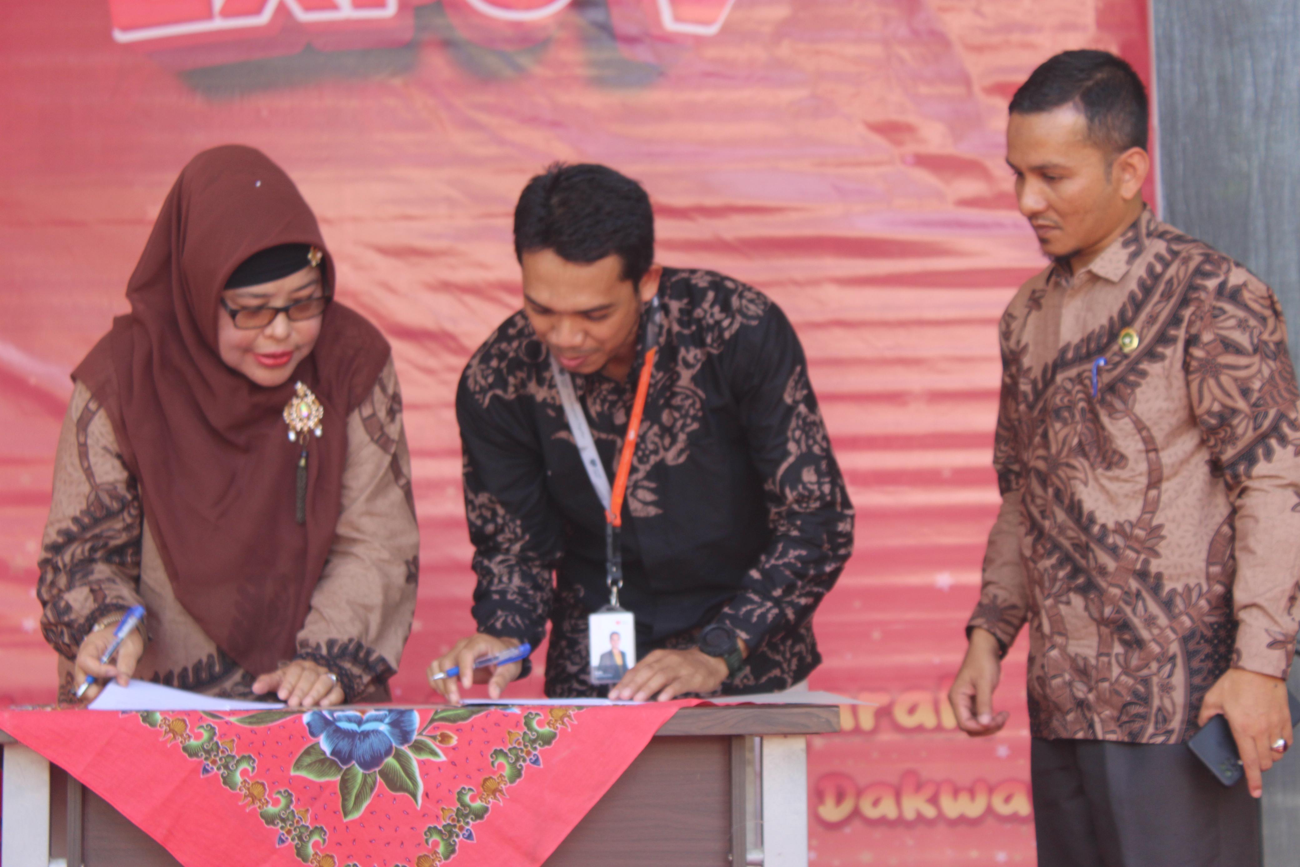 Fakultas Dakwah UIN Ar-Raniry Teken Kerja Sama dengan Rumah Zakat