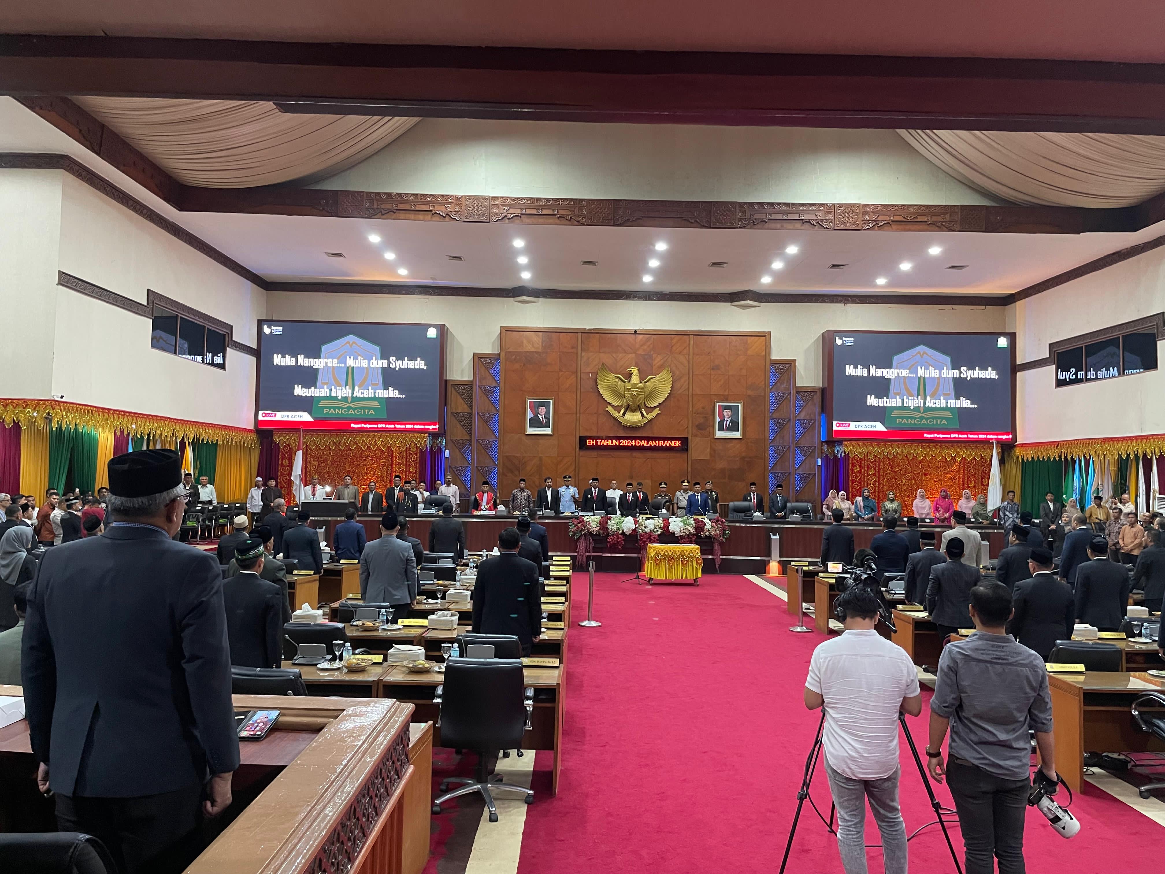 Pimpinan DPR Aceh Dilantik, Zulfadli Jabat Ketua