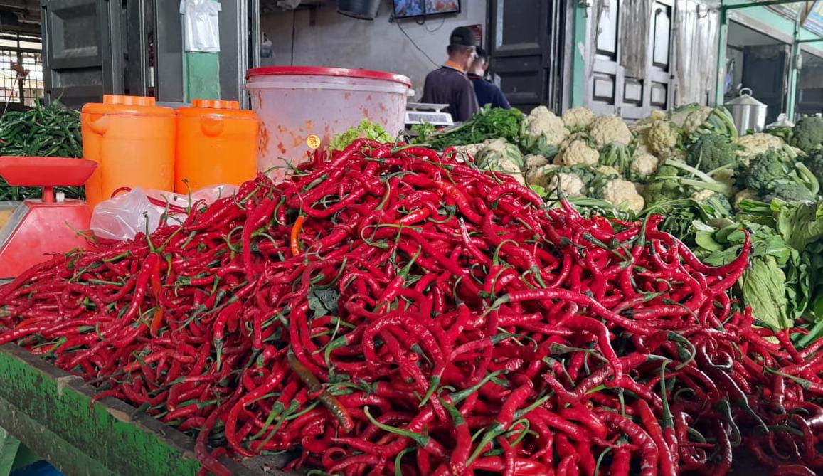 Jelang Idul Adha Harga Cabai Merah Turun, Pembeli Justru Sepi